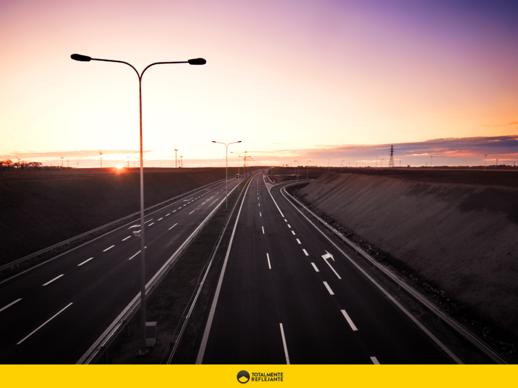 SIGNIFICADO Y USO DE LOS COLORES DE LAS LÍNEAS EN CARRETERAS DE MÉXICO ...